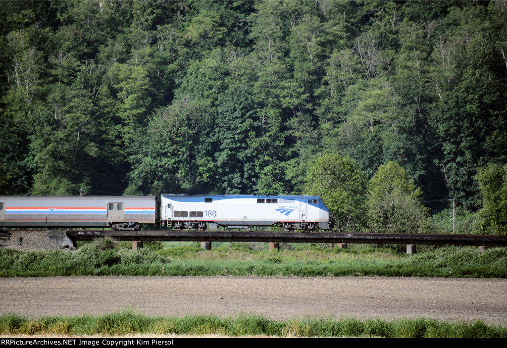 AMTK 180 Train #7 "The Empire Builder"